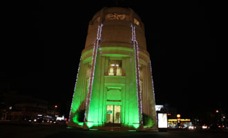 Campinas.com.br - Torre do Castelo é restaurada e recebe decoração natalina