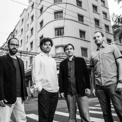 Campinas.com.br - Música: referência no choro, grupo Quatro a Zero ...