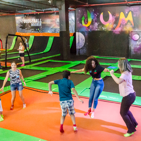 Campinas.com.br - Black Week no parque de trampolins Jump Mania tem ...