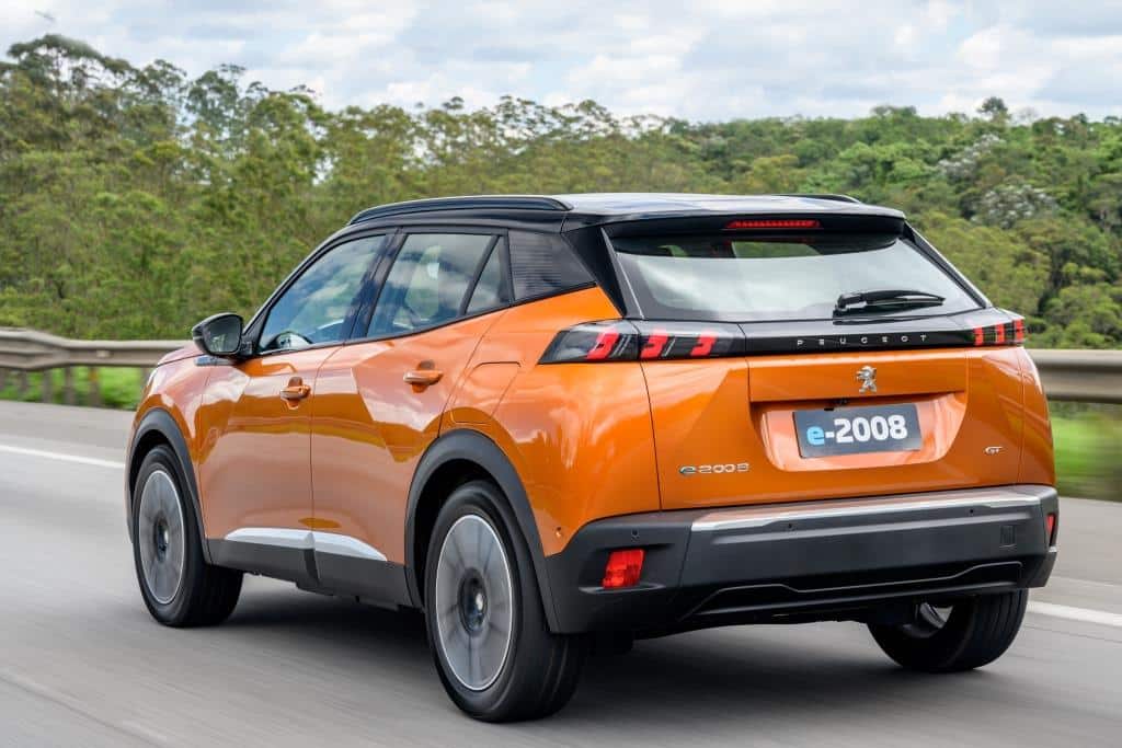 Campinas.com.br - Peugeot e2008 tem design moderno e muito conforto ao rodar