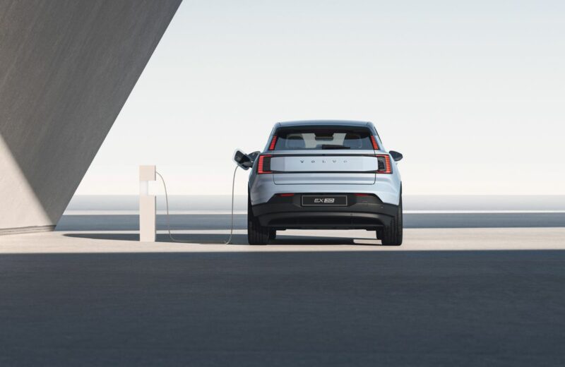 Campinas.com.br - Novo EX30 100% elétrico é a essência da marca sueca Volvo