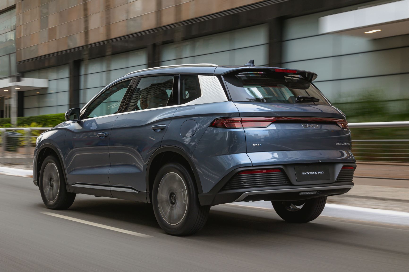 Campinas.com.br - Song Pro, novo SUV híbrido BYD, tem duas versões