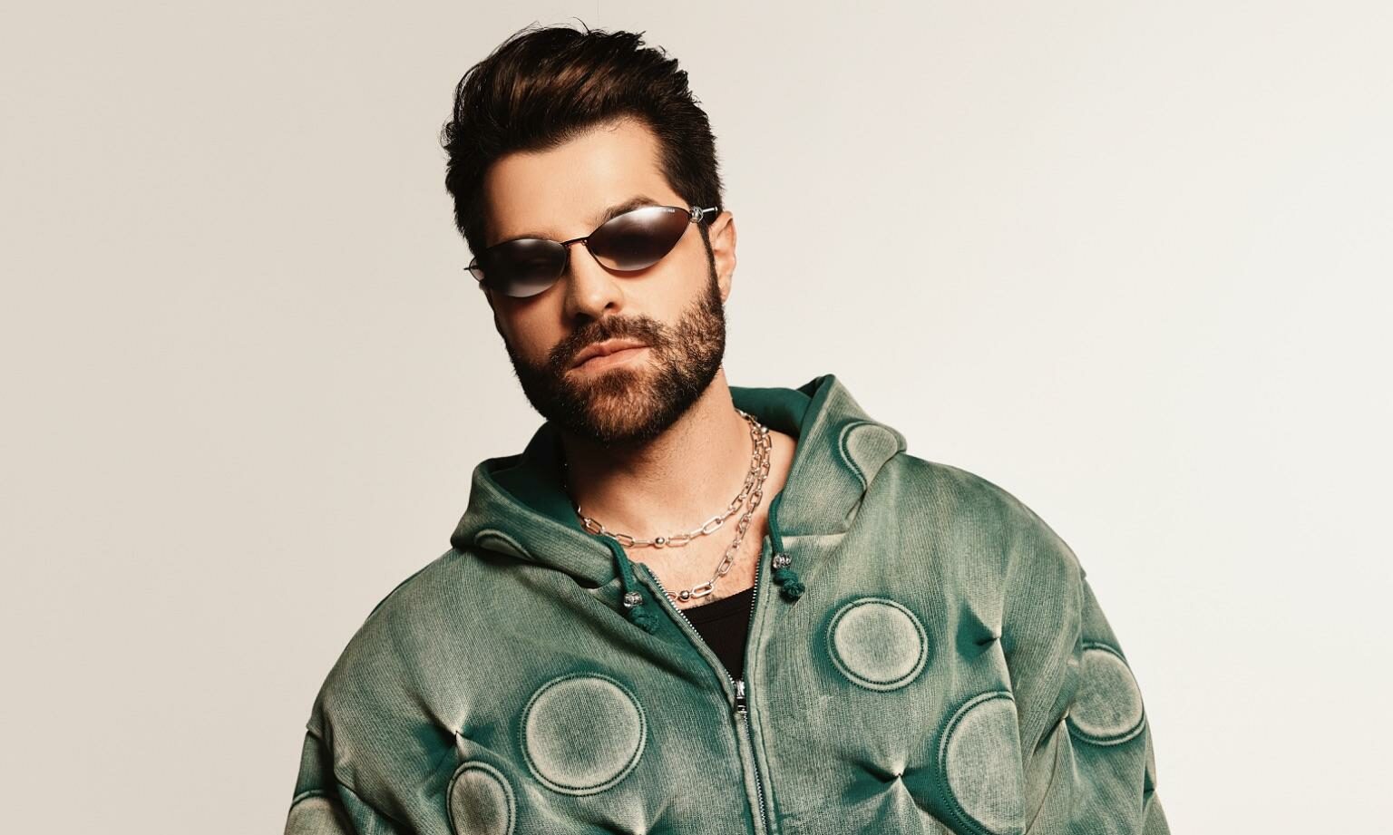 Campinas.com.br - Utilizando 600 drones, DJ Alok faz apresentação ...